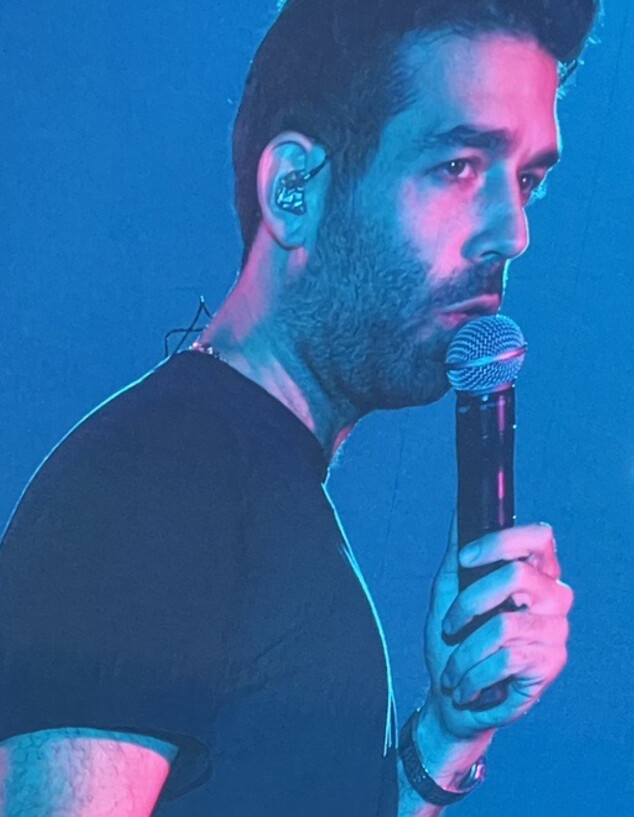 רביד פלוטניק בהיכל מנורה